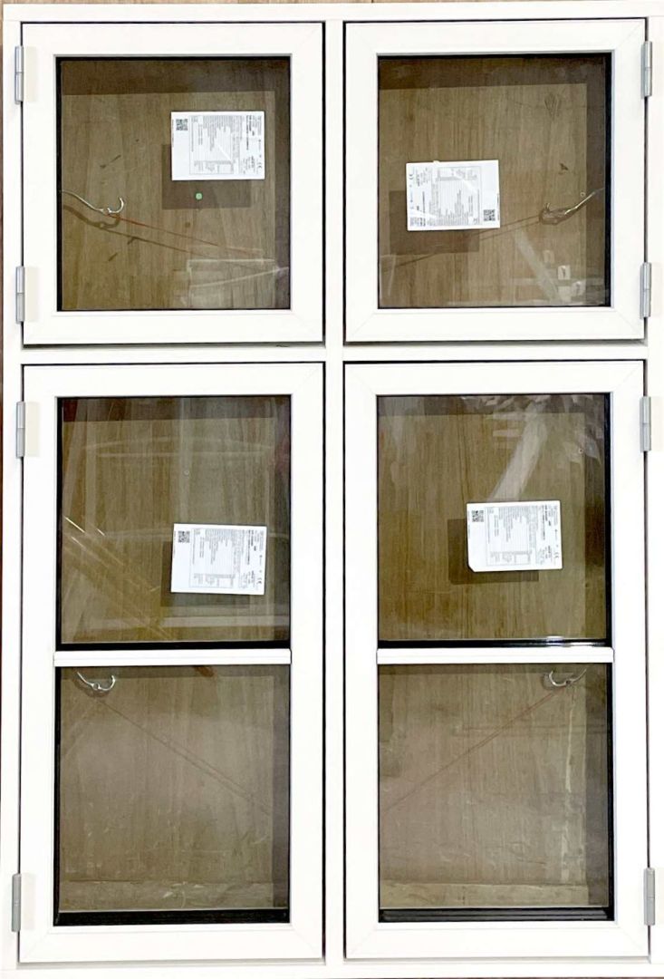 Sidehængt vindue - JK-Genbrugscenter